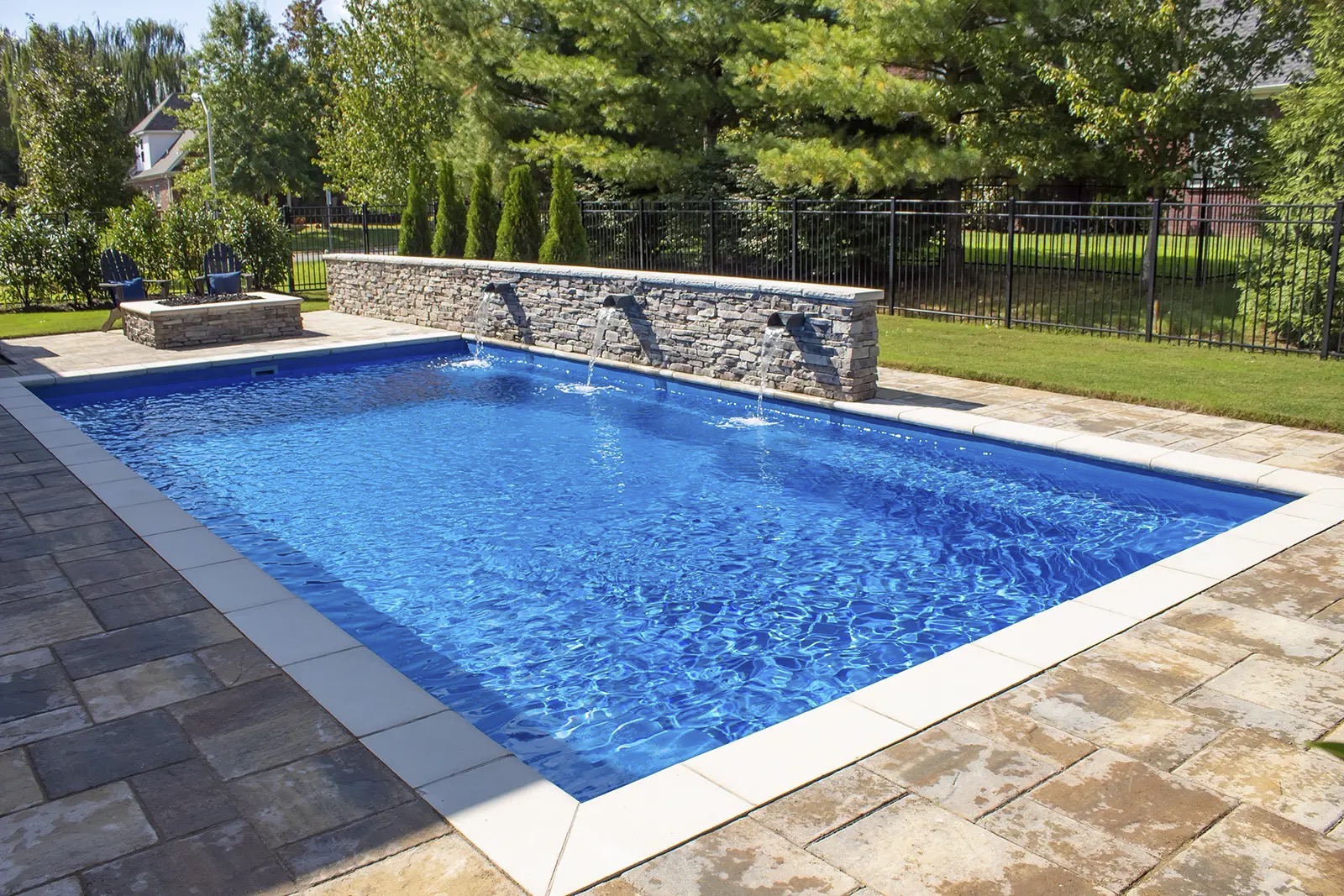 The Leisure Pools Supreme™ Inground Pool - Pool Visions